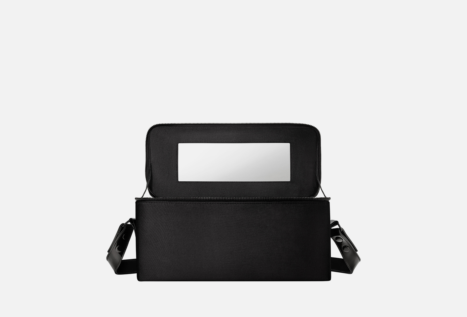 MAC Косметичка Carry All 1 шт — купить, цена в Москве