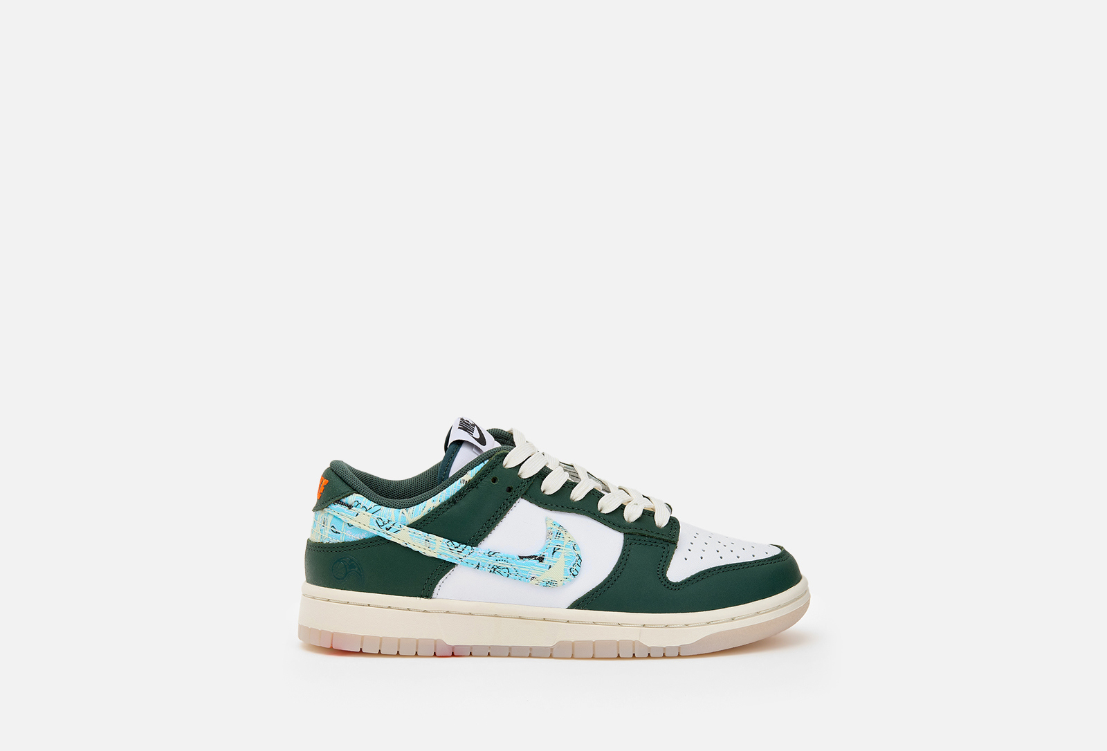 Nike Кроссовки Dunk Low Hoops Fireball 8 US - 7 UK — купить, цена в Москве
