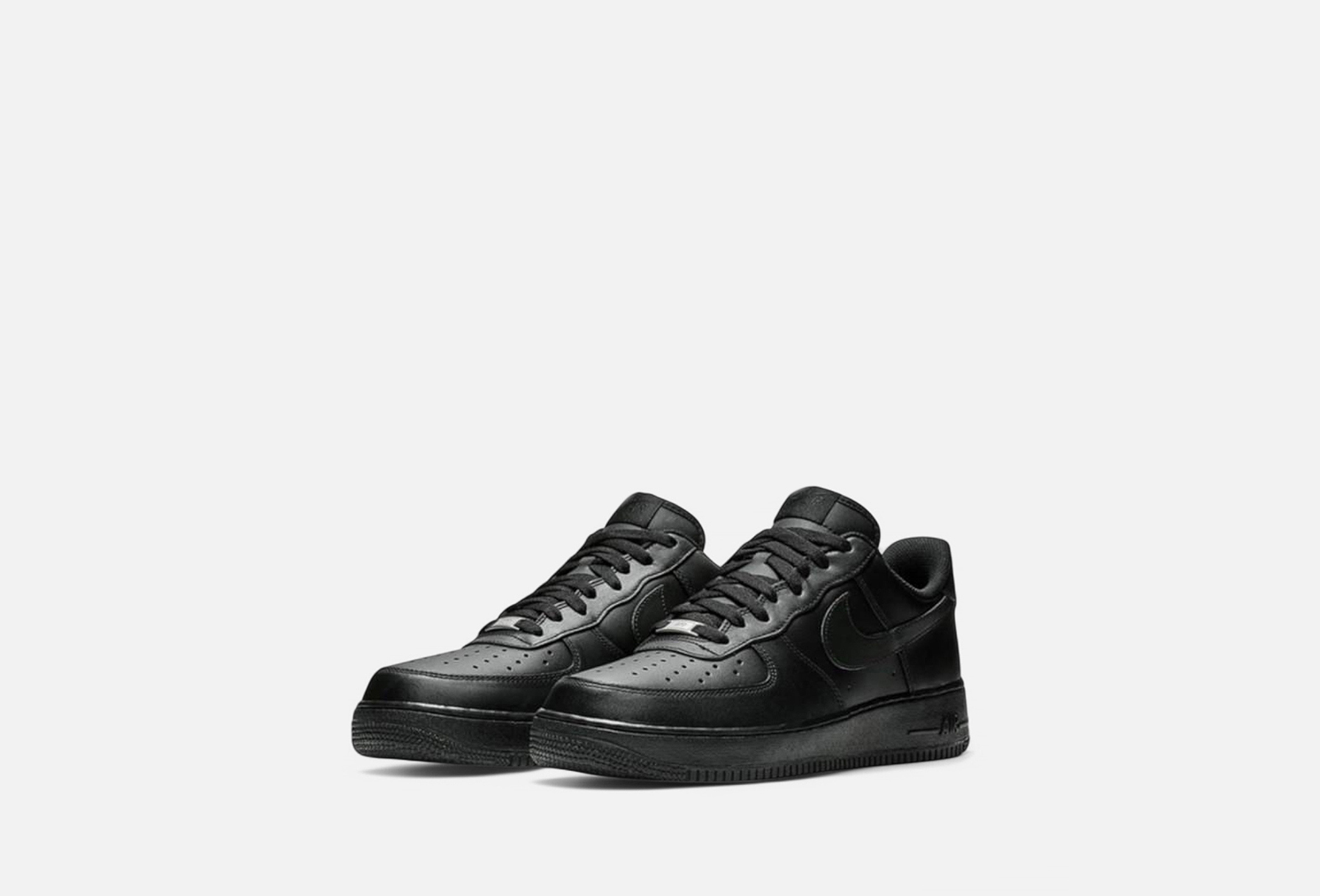 Nike Кроссовки Air Force Triple Black 44,5 EUR — купить, цена в Москве